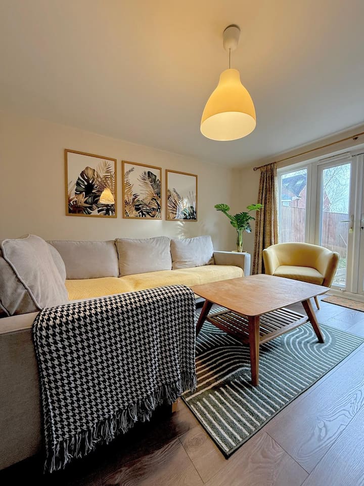 The Leeds Retreat - 4 Bedroom Townhouse - Leeds