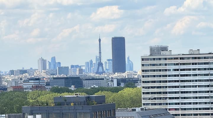 Vue Panoramique Exceptionnel Sur La Tour Eiffel - Ivry-sur-Seine