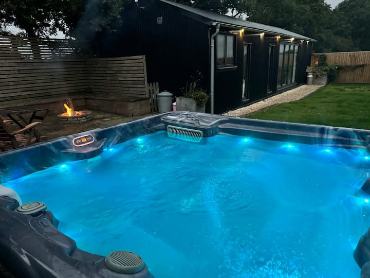 Lavish Dorset Countryside Retreat - Bridport