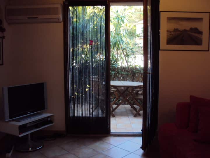 Location Petite Villa Mitoyenne - Villeneuve-Loubet