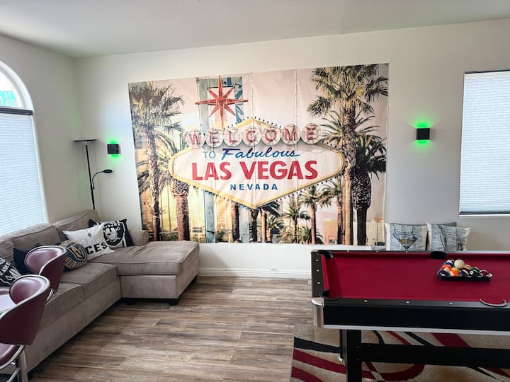 What Happens In Vegas, Starts With Your Stay Here! - Las Vegas, NV
