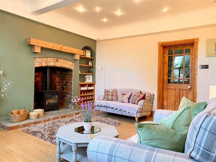 The Nutshell - Beamish Museum, Durham, Newcastle - Durham