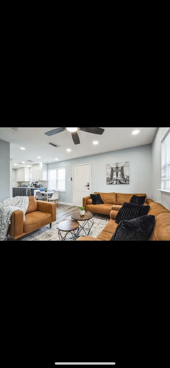 Cozy Central Austin Getaway - Austin