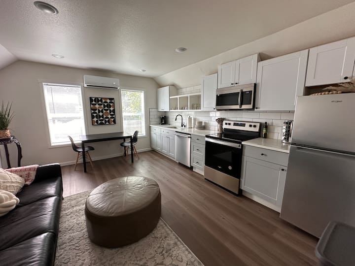 Spacious 1-bedroom Unit In Downtown Vancouver - Vancouver, WA