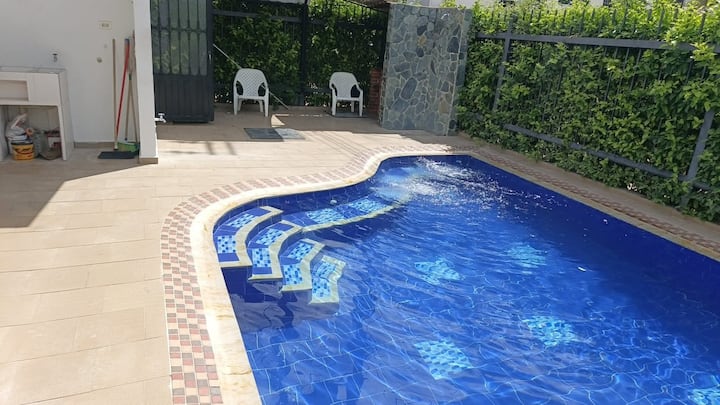 Private Pool, Jacuzzi & Bbq – Relax & Unwind - Girardot