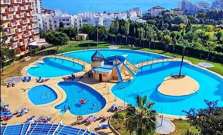 Apartamento Júpiter · Terraza, Piscina Y Playa - Benalmádena