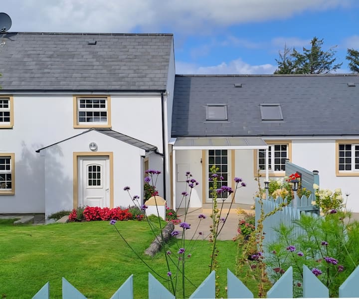 The Old Milking Stall,
 Baltimore / Skibbereen - Skibbereen