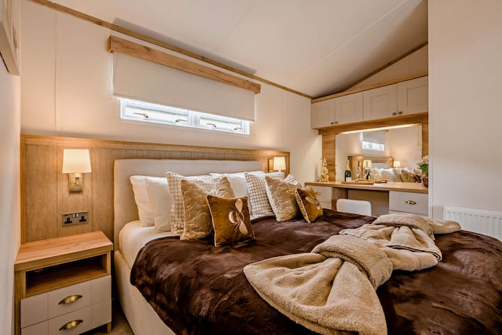 Bunny Lodge Quiet 2-bed Luxury Home Near Milford - New Milton