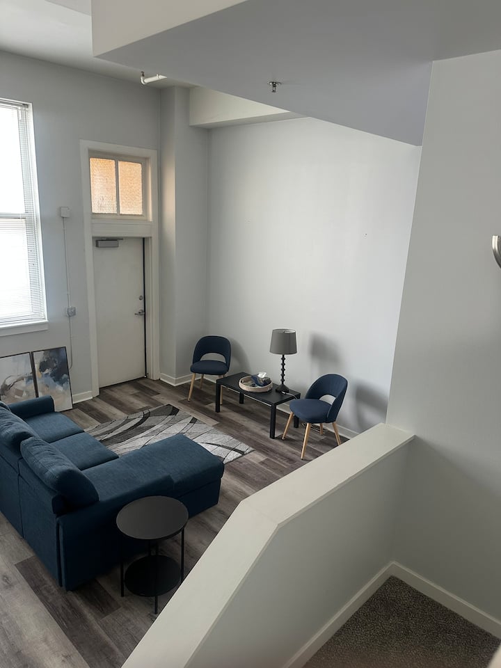 Downtown Heart! Entire 1 Bed 1 Bath Apartment - Mars Hill, IN