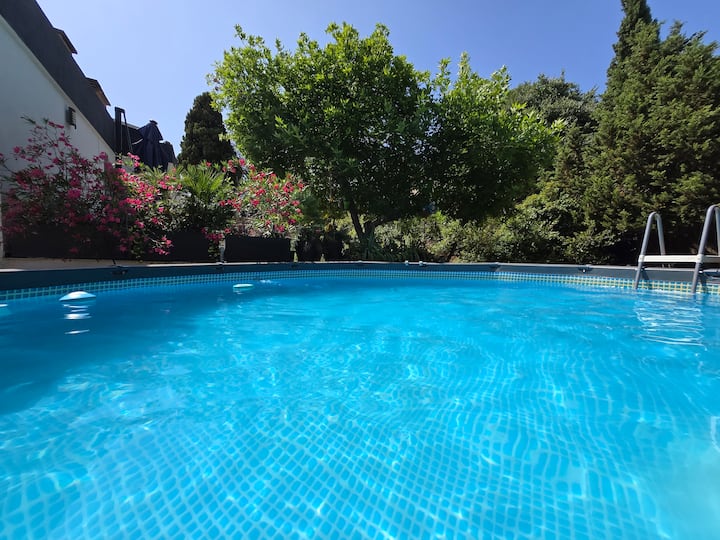 Chant Des Cigales: Maison, Jardin&piscine Privés - Nîmes