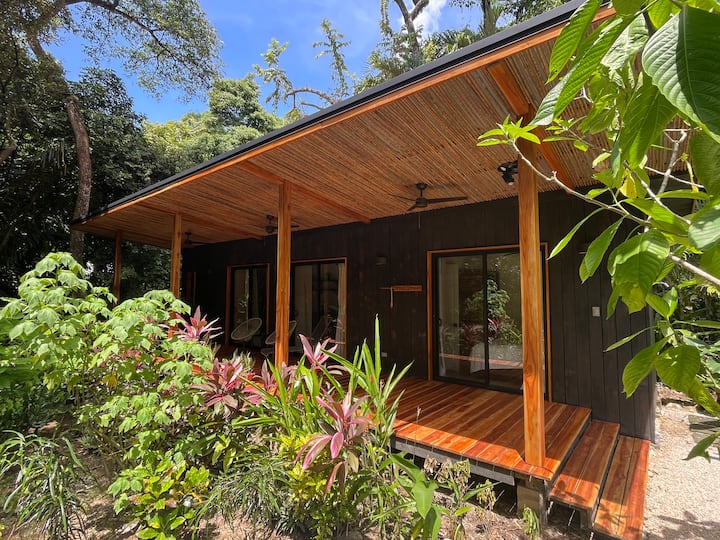 Bertha - 1-bed Home In Guiones, Walk To Beach - Nosara