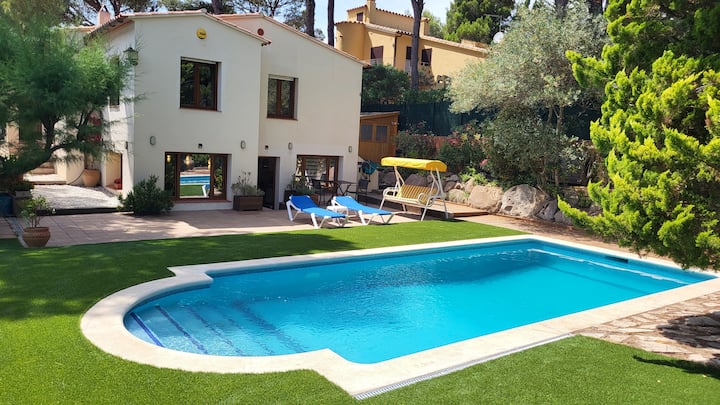 Tamariu Chalet Twin/single Near To Beach With Pool - Begur