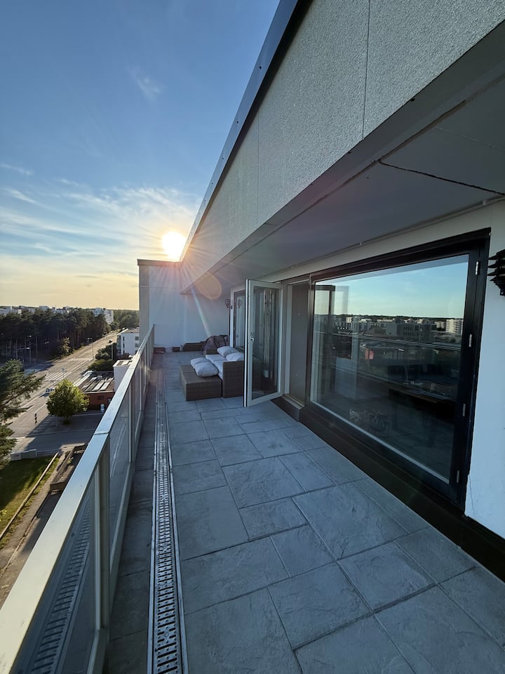 Penthouse & All Day Sunny Rooftop! (30m2) - Sipoo