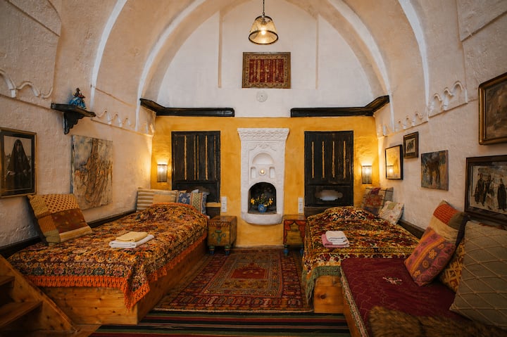 Historic Twin Room In Cappadocia W/ Stone Arch - Cappadocia