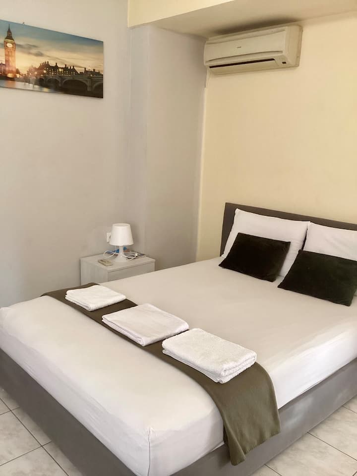Lovely Studio For 2, Floor 4γ  -Near Athens Centre - Athens