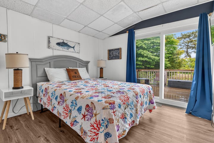Private Home Oceanside Only 500 Feet To The Sand! - Ocean City, MD