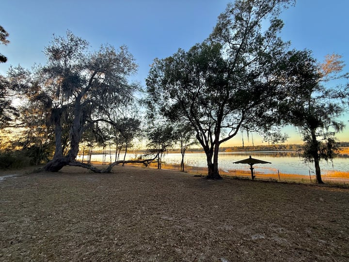Cowpen Lake Retreat - Hawthorne, FL