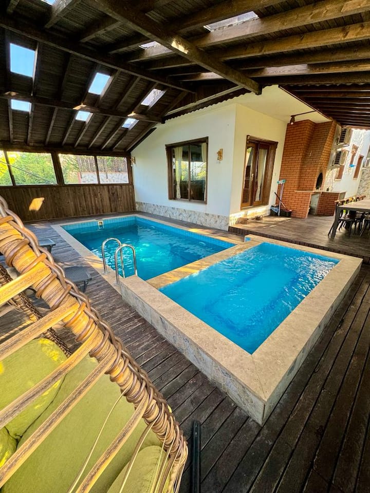Sapanca'da Kapalı Sıcak Havuzlu, Saunalı Villa Y2 - Sapanca
