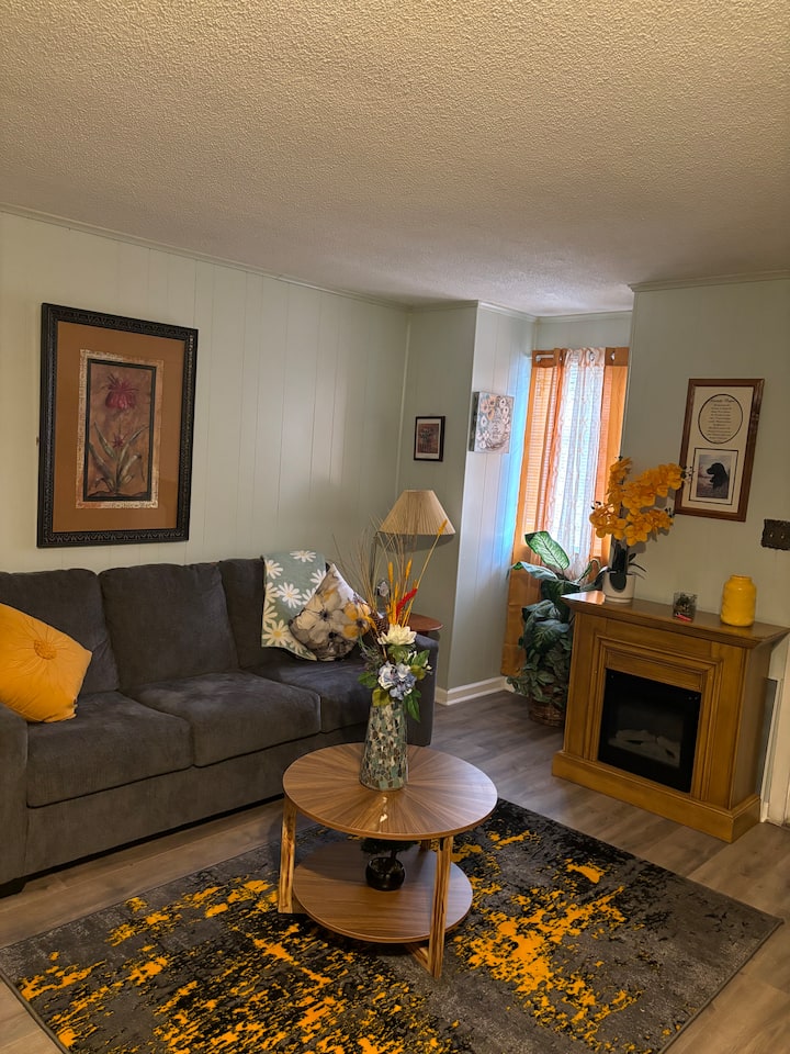 Habersham Place Located In Historic Savannah - Savannah, GA