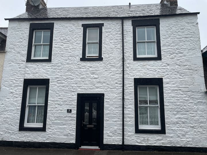 7, Church Street Moffat - Moffat