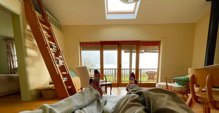 Stunning Views - Cabin Near Hay-on-wye - Herefordshire