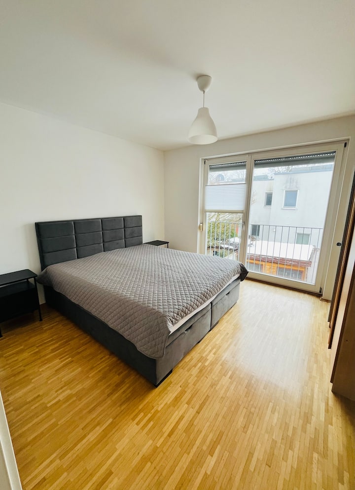 Women Share House Near Messe Munich Room 1 - Munich