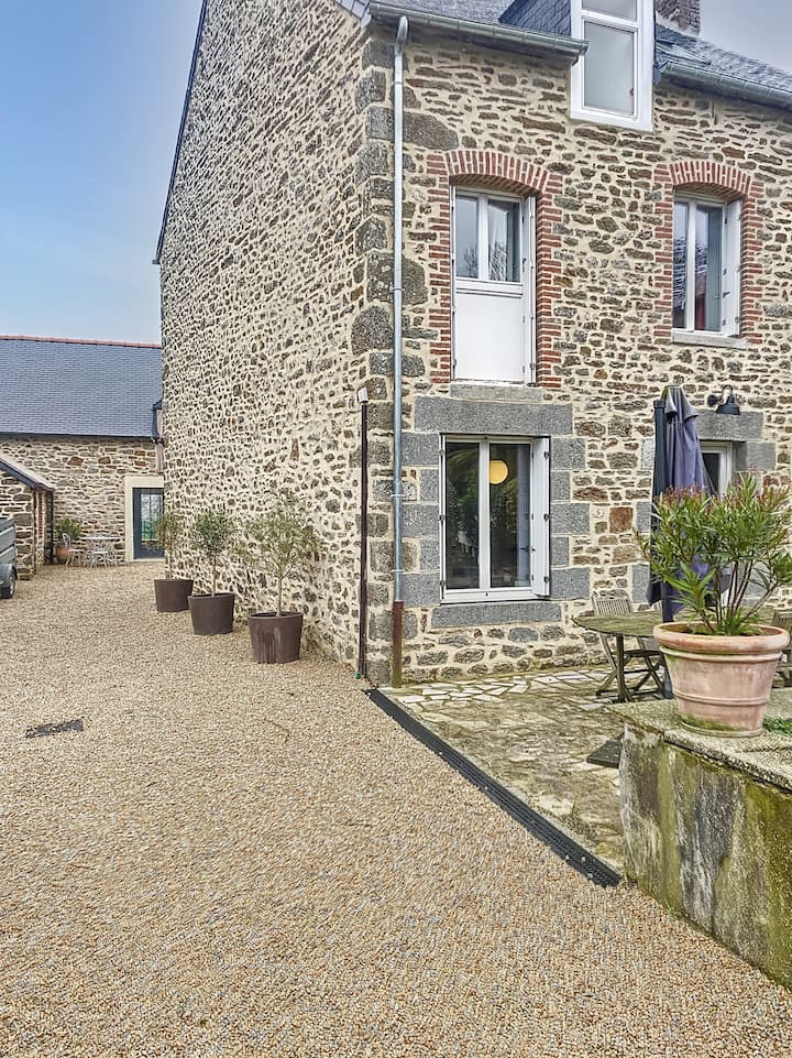 Lieu De Charme Proche St Malo - ディナン