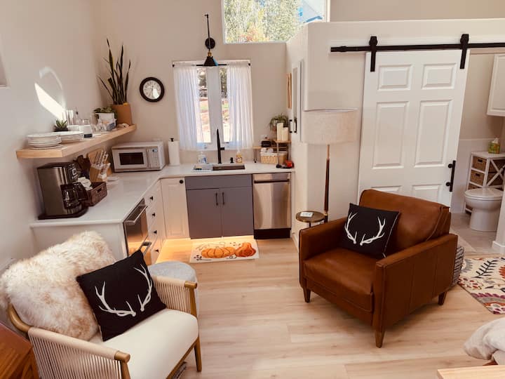 Mountain Light Studio In Monument - Monument Lake, Monument