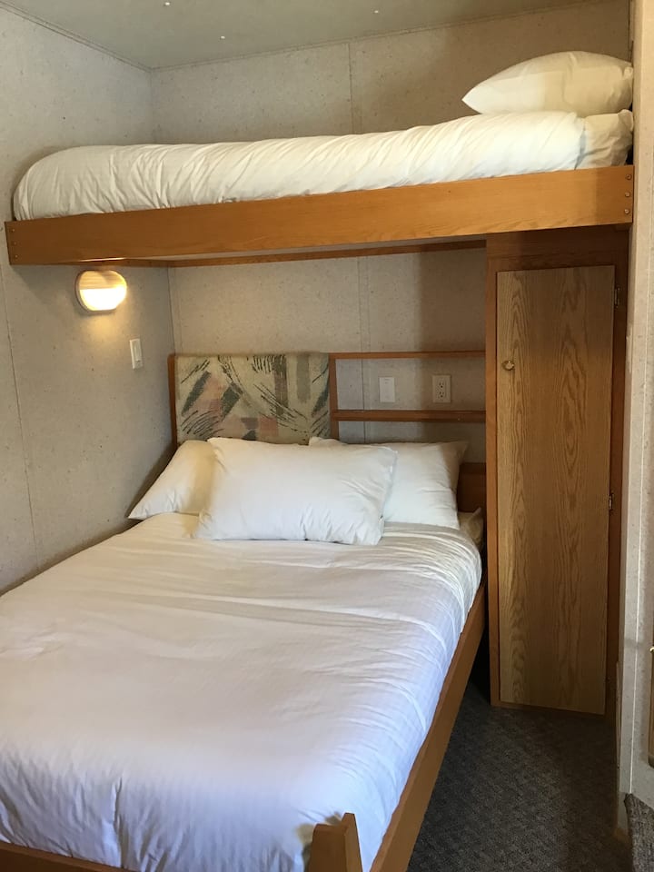 Yukon Getaway Suite #1 - ユーコン・テリトリー