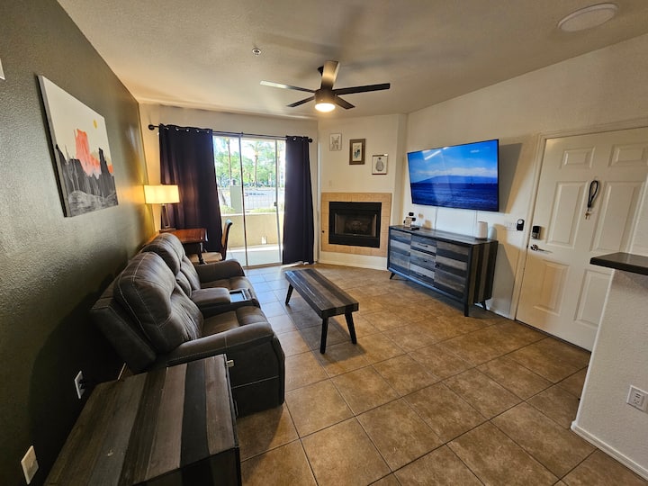 Modern 1-bedroom Condo In North Phx With Pool/spa. - Phoenix