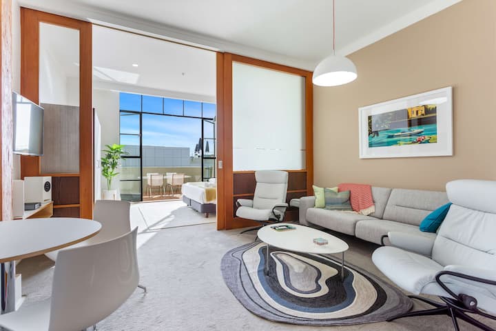 Lovely Bright Apt W/ Pool And Gym By Zodiak Stays - Auckland
