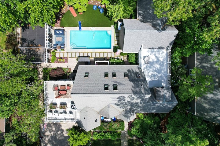Rehoboth Beach Large Family Home With Private Pool - Rehoboth Beach, DE
