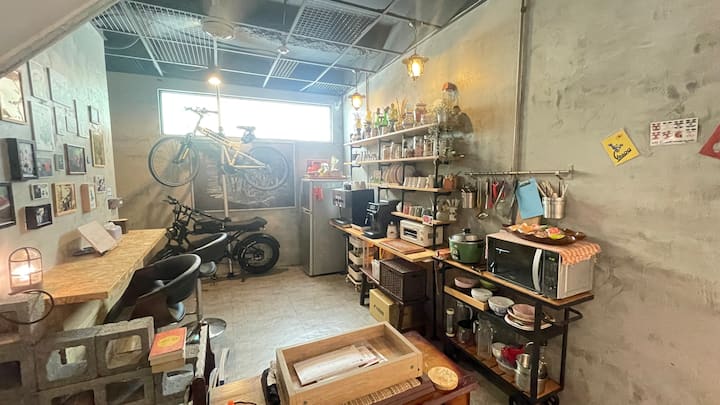 鼓舫藝文會館Drum-fang~西子灣捷運走路1分鐘 - Kaohsiung City