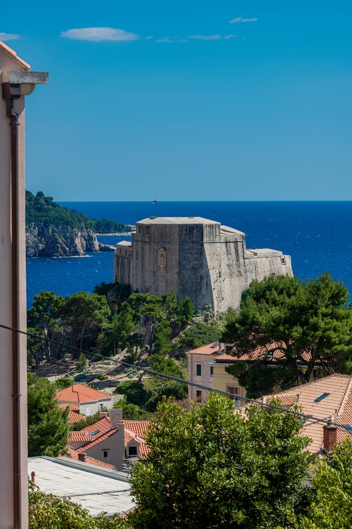 Old House Camelia With A Balcony And Garden View - Dubrovnik
