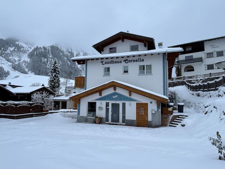 Landhaus Cornelia - Appartement Almkopf - Berwang - Heiterwang