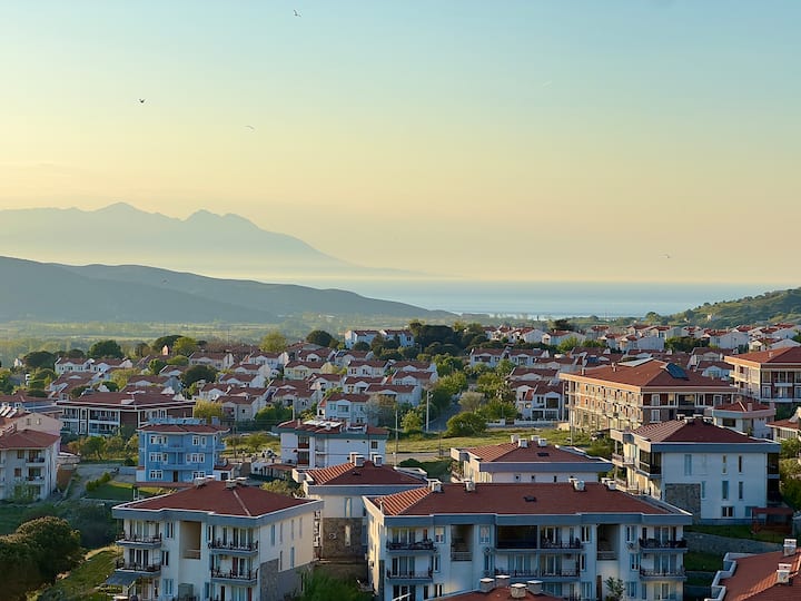 Manzaranın Tadını çıKarabileceğiniz Teraslı Daire - Gökçeada