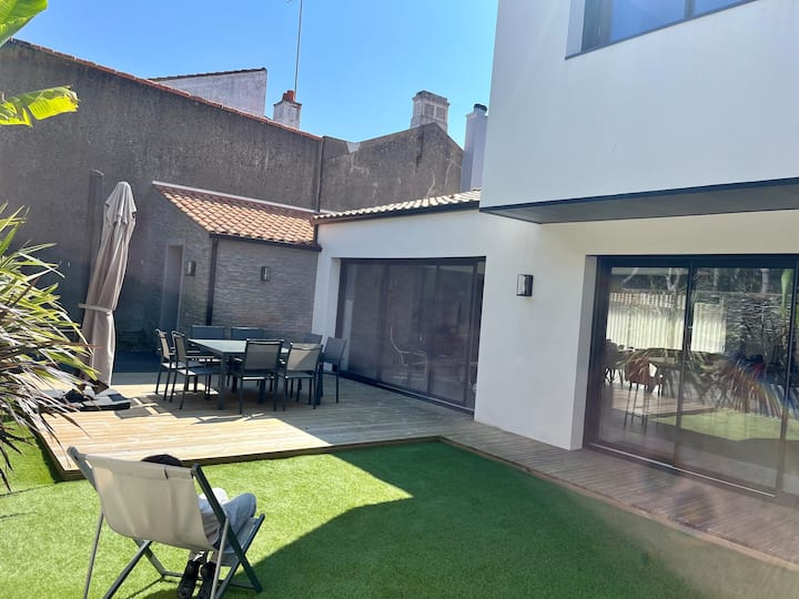Belle Maison Neuve - Bourg  Ste Marie-200m Plage - Pornic