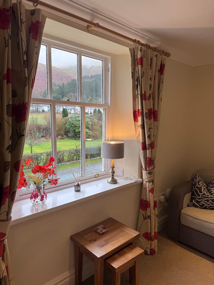 The Poppy Suite, Springfield House, Grasmere - Grasmere