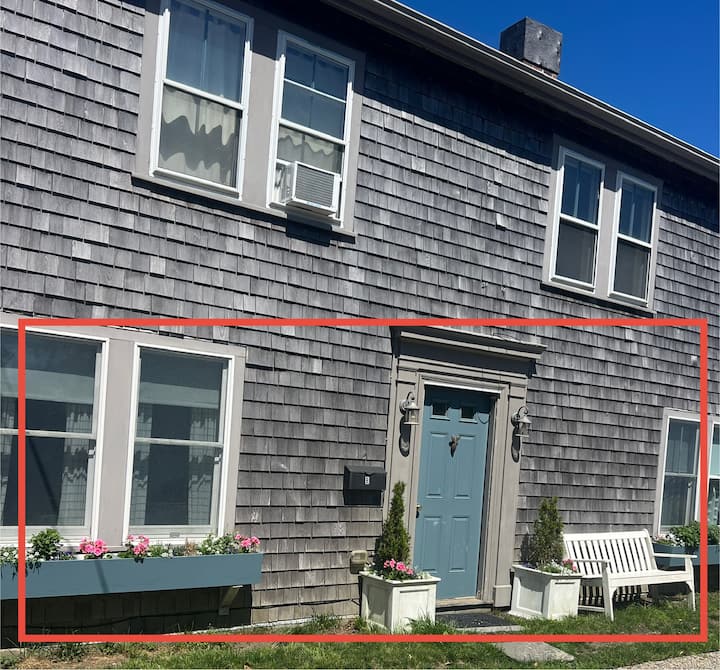 Nantucket Downtown 2-bedroom Apartment - Nantucket, MA