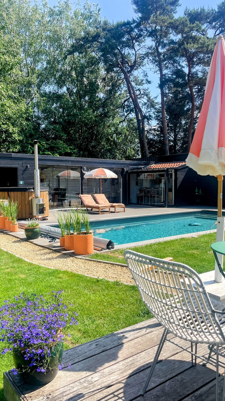 Boho Wellness Suite, Jacuzzi, Sauna & Pool. - Lokeren