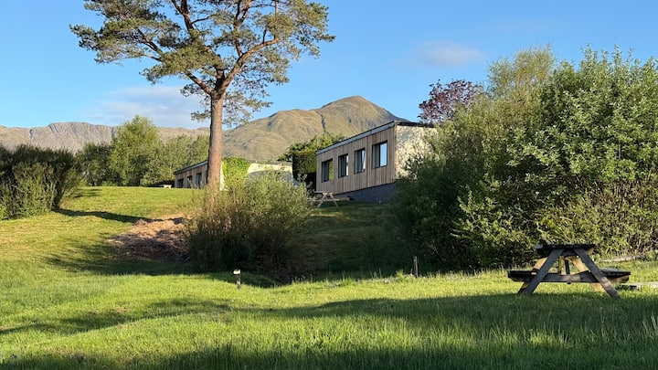 Cabin Near Glencoe, With Loch & Mountain Views - Ballachulish