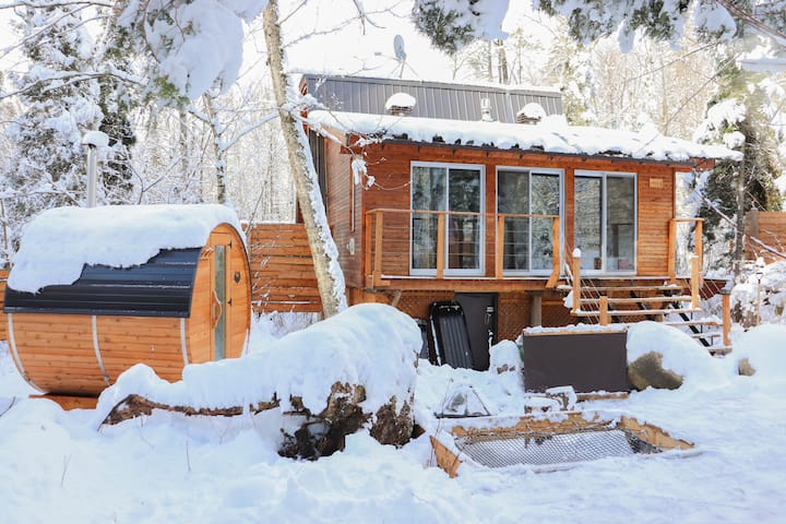 Spa, Sauna & Rivière - Havre De Paix Rustique - Quebec