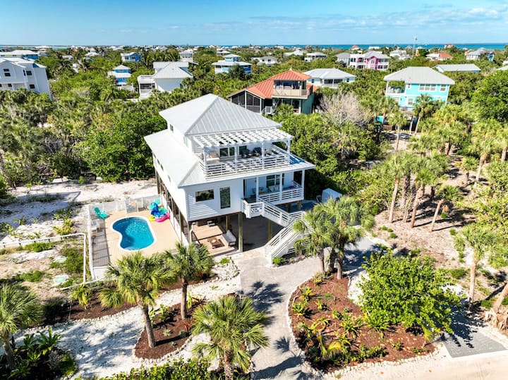 Gorgeous 2000+ Sq Ft Home, 4b 4b With Private Pool - North Captiva Island, FL