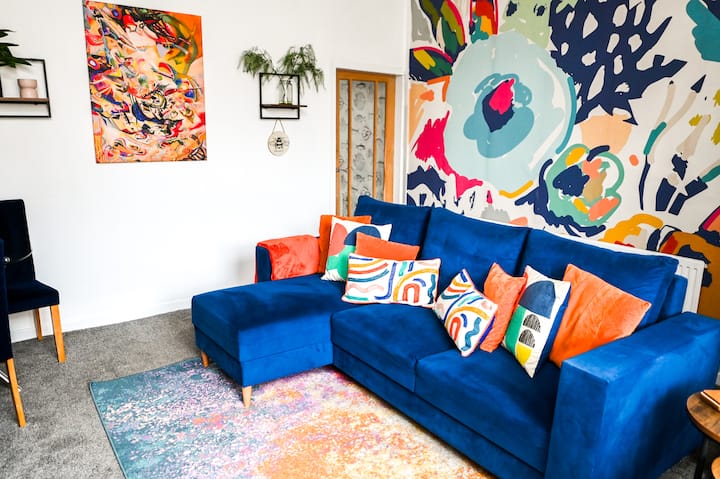 Stylish Retreat W/ Garden | Easy Manchester Access - Bury