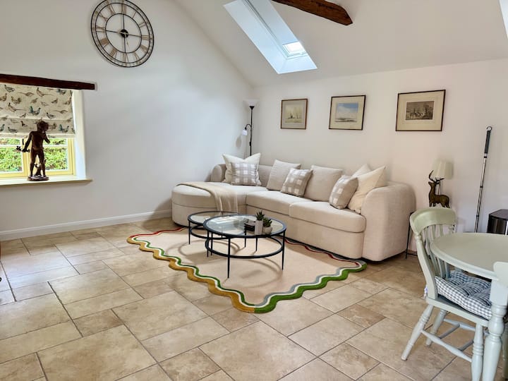 Adorable Countryside Guest Annex - Bicester