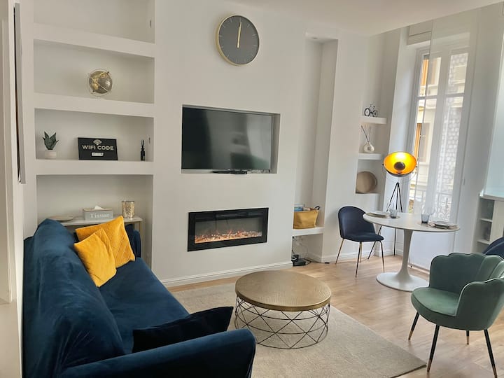 Charming 1 Bed Flat In Nice, 300m From Beach - Niza