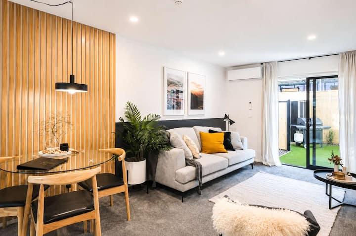 City Nook | 2br With Courtyard | Cbd + Stadium - 리틀턴