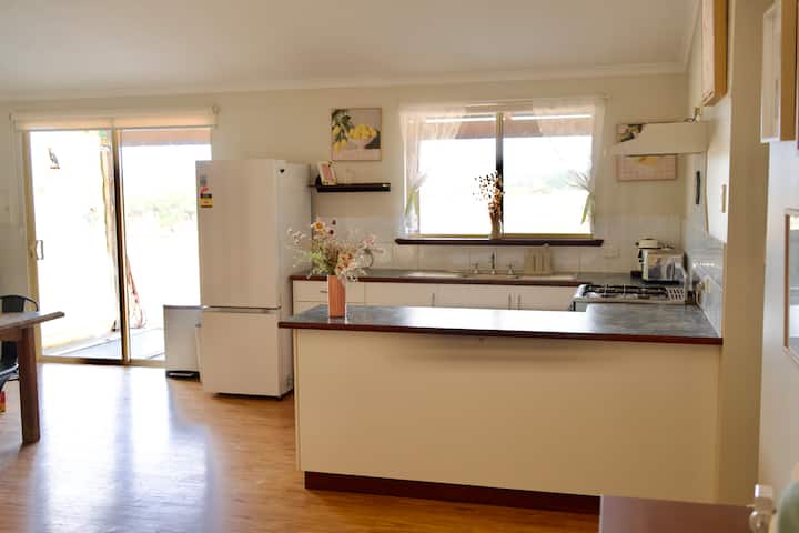 Deepdene Cottage - Augusta