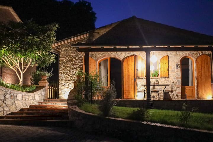La Moraiola - Characteristic Tuscan Barn - San Gimignano