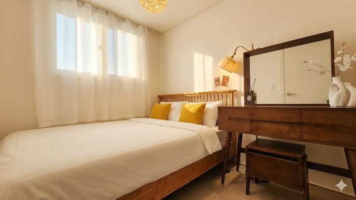 [Seoul]지상파tv+ott/10초 편의점24h
명동/Ddp/혜화/서울역
/셀프체크인 - Seoul